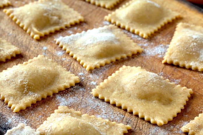 48 Popular Types of Italian Pasta (Shapes & Noodles) and Their Uses