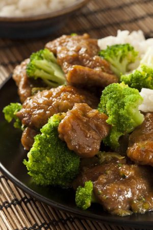 Homemade Panda Express Beef and Broccoli {Copycat Recipe} | Betony