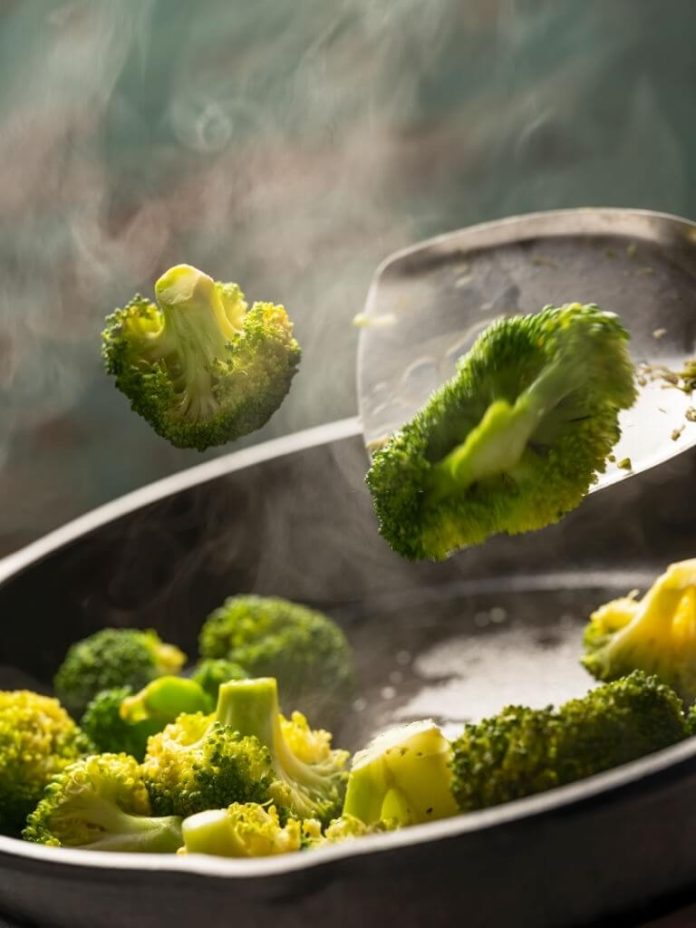 Homemade Panda Express Super Greens {Copycat} Recipe | Betony