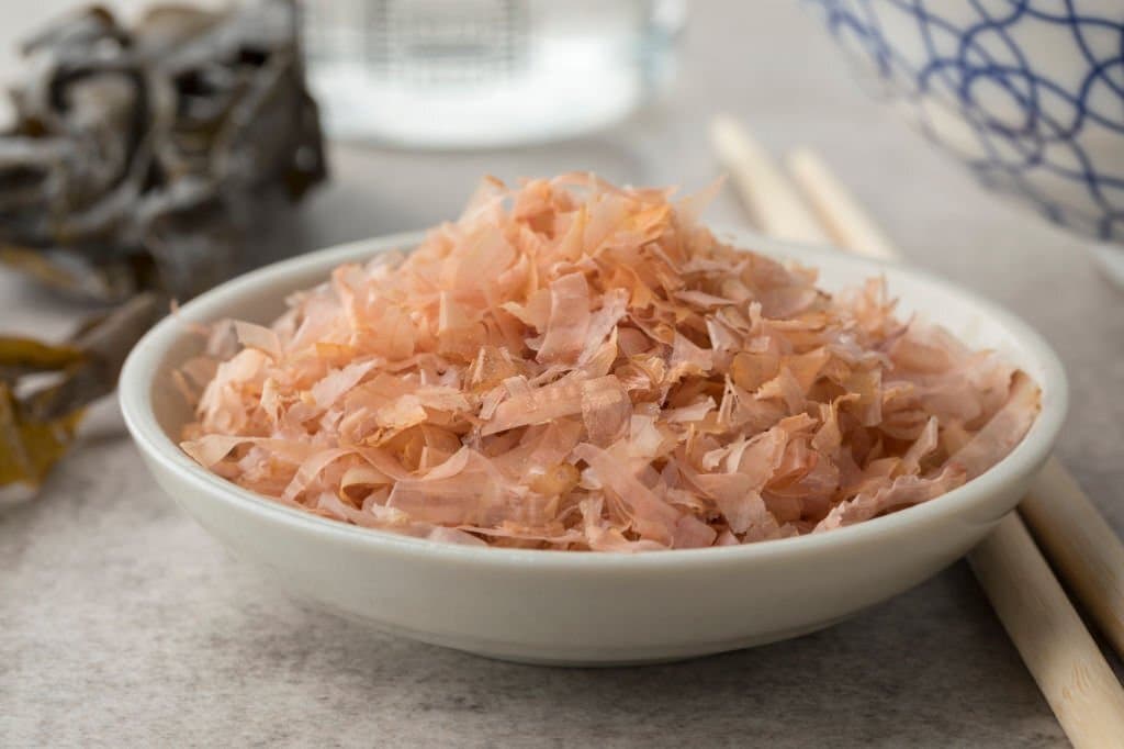 Dashi Substitute: 17 Tasty Alternatives to This Japanese Ingredient